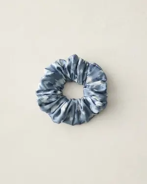 HAVEN WELL WITHIN Washable Silk Wave Scrunchie Multicolor