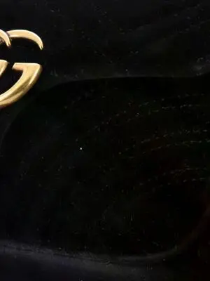 Gucci Gg Marmont Matelassé Velvet Mini Shoulder Bag - Black