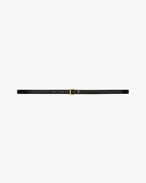 Saint Laurent Cassandre Extra Thin Belt In Crocodile-embossed Leather - Black