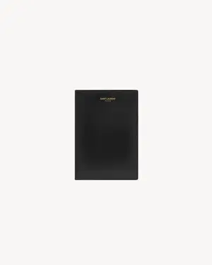 Saint Laurent Paris Passport Holder In Lacquered Leather - Black