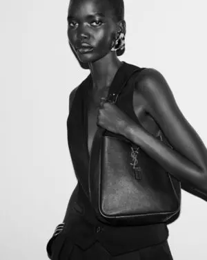 Saint Laurent Le 5 À 7 Bag - Black
