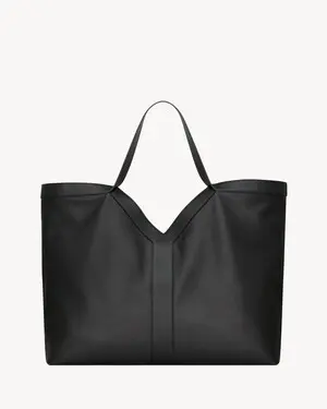Saint Laurent Y Maxi Tote In Leather - Black