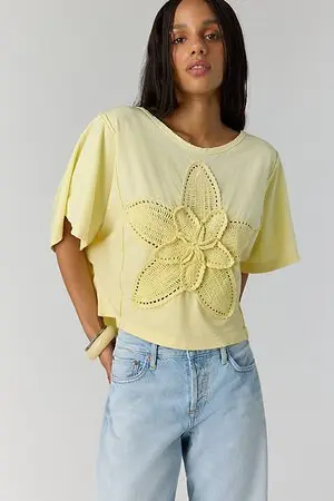 TRICIA FIX Crocheted Applique Cropped T-shirt - Light Yellow