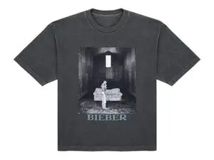 SKYLRK Graphic T-shirt - Black
