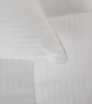 Frette Medium Nuvola Alternative Pillow Filler