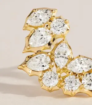 JADE TRAU Posey Crescent Earrings In Yellow And Diamonds