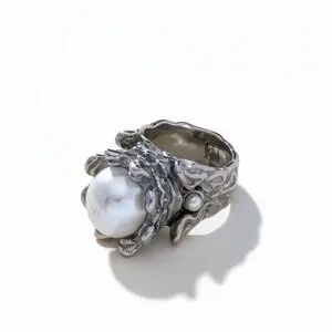 ISKRA Pearl Royal Ring - Silver