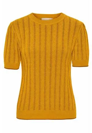 Grobund Textured Tops