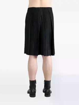 Issey Miyake Pleated Wide-leg Shorts - Black