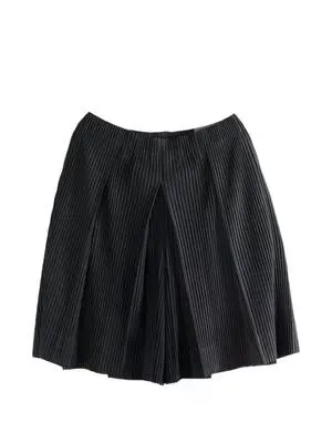 Issey Miyake Pleated Wide-leg Shorts - Black