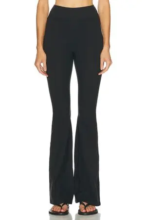 437 Sports Pants For Women
