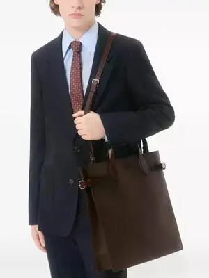 Valentino Garavani Antibes Medium Shopping Bag In Grained Leather - Brown