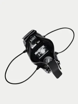 AEST STUDIOS Capture Shoulder Bag