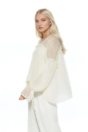 ALEXIA ADMOR Indigo Lace Cotton Blouse - Ivory