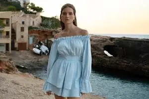 MandiBreeze Alexia Off-shoulder Tiered Linen Mini Dress