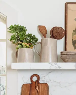 UNE VIE NOMADE Earth Lines Pitcher