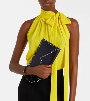 Valentino Garavani Rockstud Medium Leather Pouch - Blue