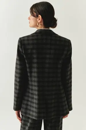 EXQUISE Plaid Blazer With Shirt Collar