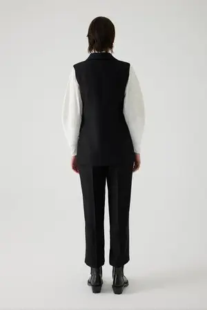 EXQUISE Aretha Embroidered Vest