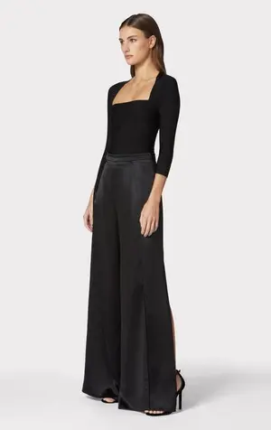 Herve Leger Bandage Top With Square Neckline And 3/4 Sleeves