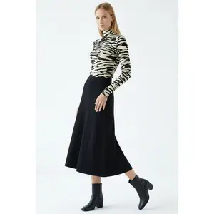 EXQUISE High Waist Knit Midi Skirt - Black