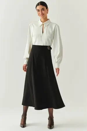 EXQUISE Flared Midi Skirt