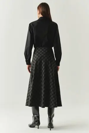 EXQUISE Scarlette A-line Skirt