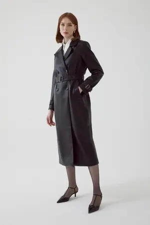 EXQUISE Belted Leather Trench Coat