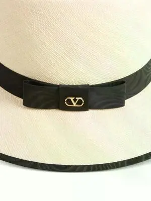 Valentino Garavani Vlogo Signature Straw Fedora Hat - Neutrals