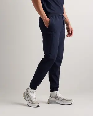 Quince Transit Cargo Joggers - Deep Navy