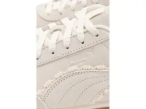 PUMA Arizona Lace Up Sneakers - Bone