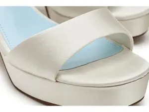 Vince Camuto Pendreya Platform Sandals - Bone