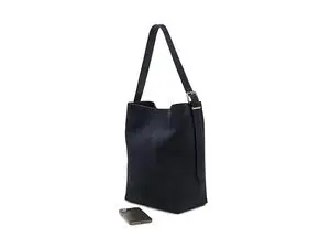 Madewell Essential Bucket Tote In Suede - Multi