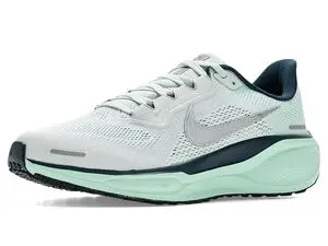 Women's Engineered Mesh Running Shoes