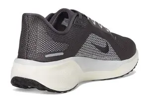 Nike Pegasus 41 Athletic Sneakers - Gray