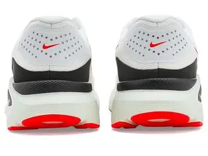 Nike Structure 26 Athletic Sneakers - White