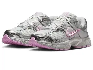 Nike Nike V5 RNR Athletic Sneakers Gray