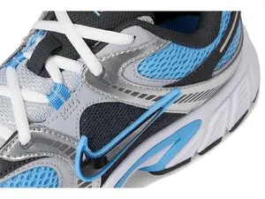 Nike V5 Rnr Athletic Sneakers - Silver