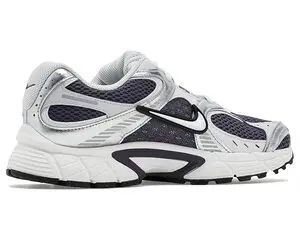 Nike V5 Rnr Sneakers - Silver