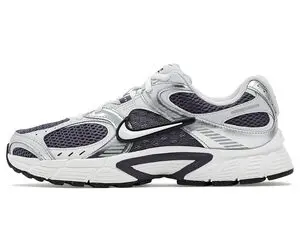 Nike V5 Rnr Athletic Sneakers - Silver