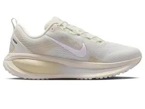 Nike Vomero 18 Athletic Sneakers - Bone