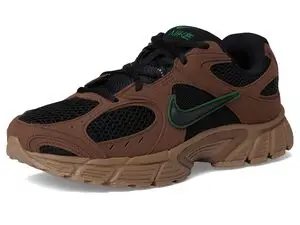 Nike V5 Rnr Athletic Sneakers - Black