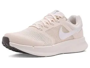 Nike Run Swift 3 Athletic Shoes - Pink
