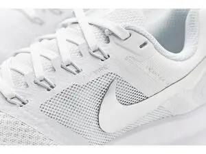 Nike Run Swift 3 Athletic Shoes - White