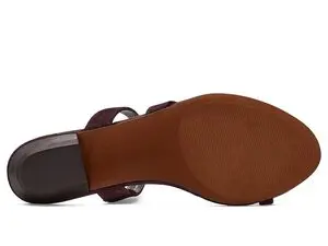 Madewell The Mila Organic Hardware Thong Sandal In Suede - Brown