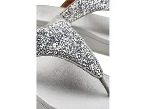 Fitflop Lulu Shimmerfoil Toe-thong Wedge Sandals - Silver