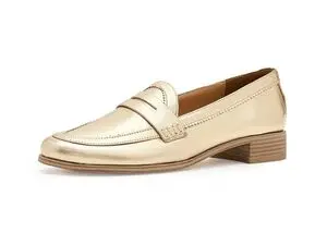Vince Camuto Round Toe Flats For Women