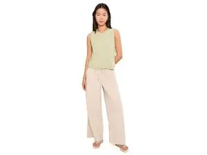 Vince Camuto Sleeveless Crewneck Tank