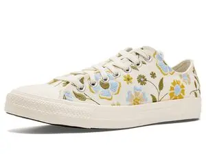 CONVERSE Chuck Taylor All Star Low Top Sneakers - White