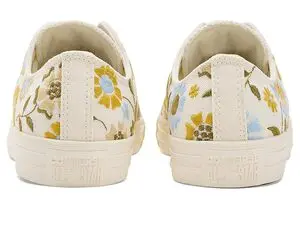 CONVERSE Chuck Taylor All Star Low Top Sneakers - White
